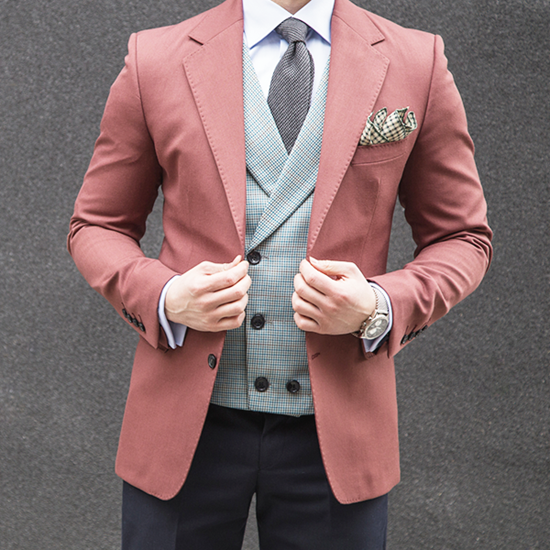 Mixed fabric three-piece suit